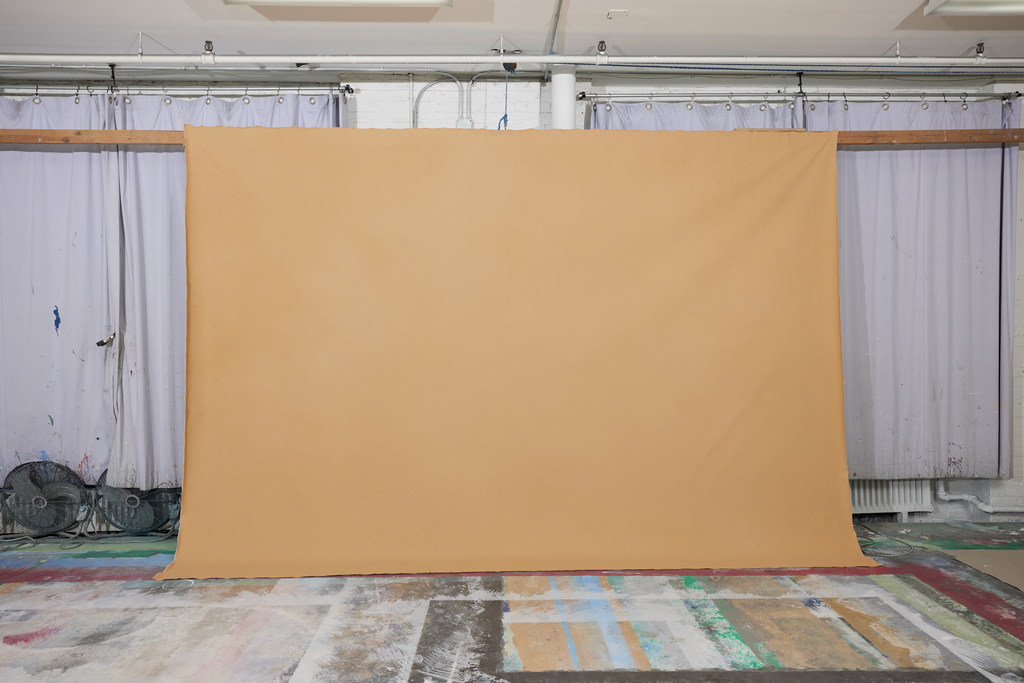 2461B - Oliphant Studios